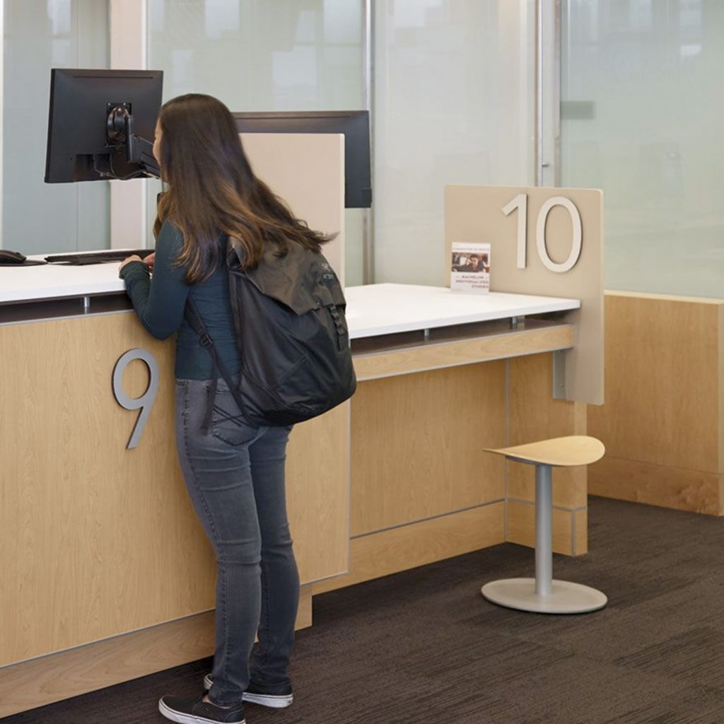 Formica® Laminado Modelo: 7012 Amber Maple Medida: 1.22 X 2.44 mts. En ...