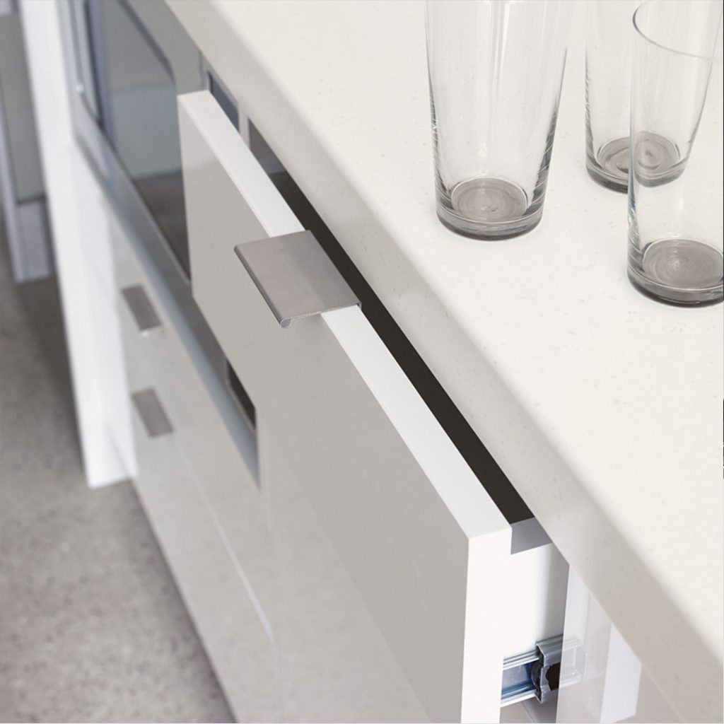 Formica® ColorCore® White CC Mismo Núcleo 1.22 x 3.05 mts. Laminado En ...