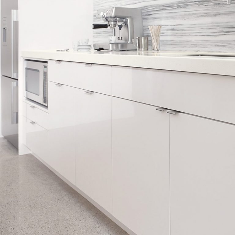 Formica® ColorCore® White CC Mismo Núcleo 1.22 x 3.05 mts. Laminado En ...