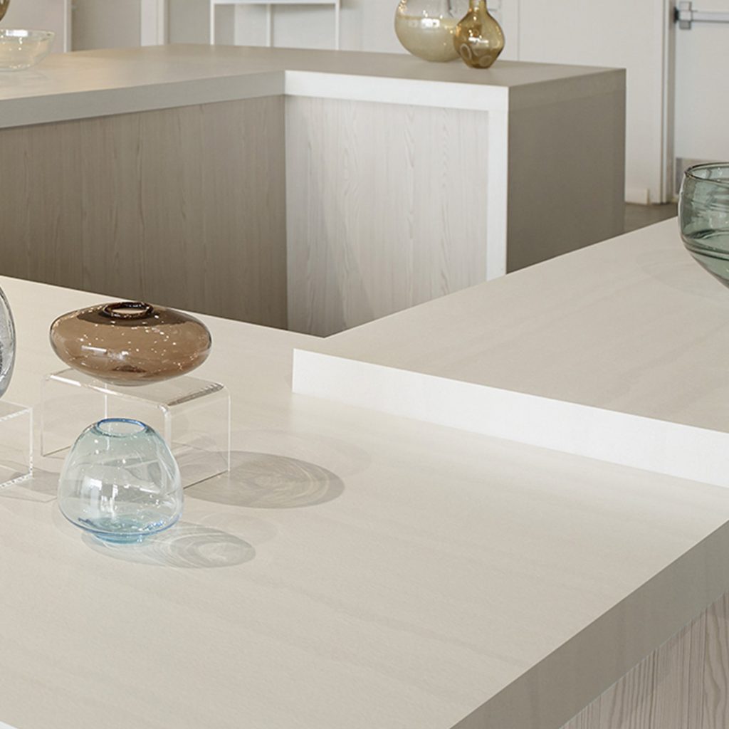 Formica® Laminado Modelo: 9512 Layered White Sand Medida: 1.22 X 2.44 ...